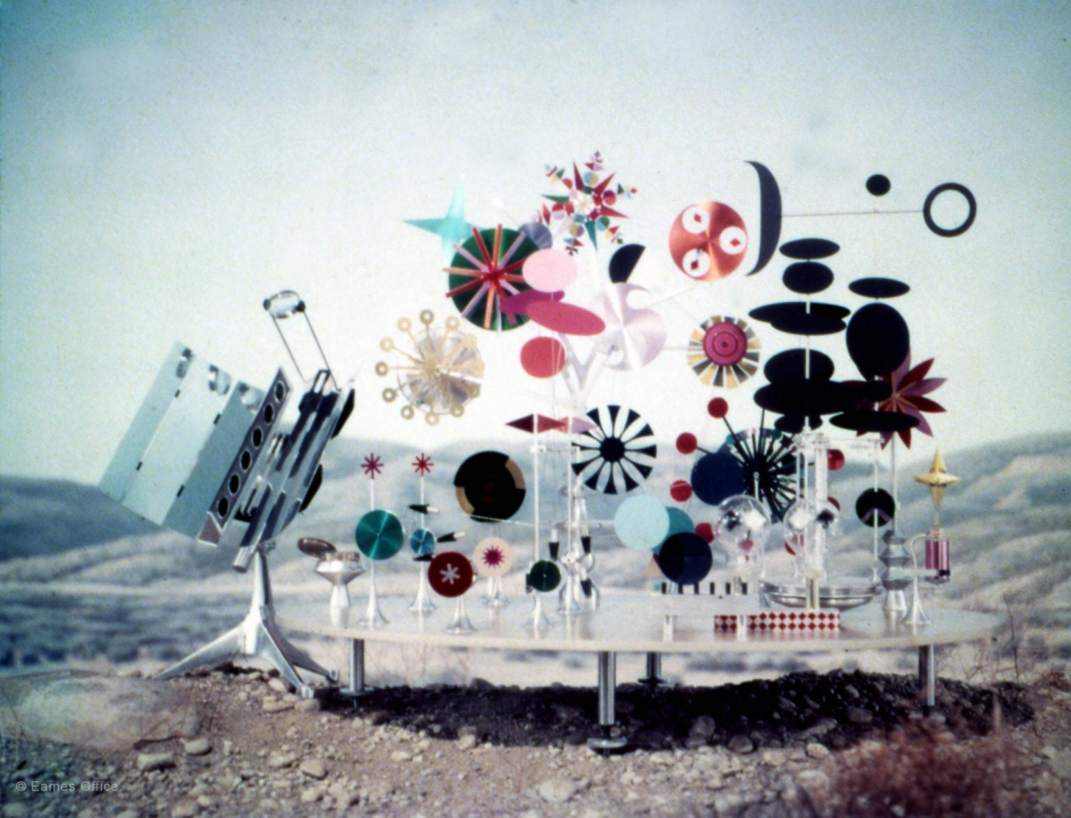 Solar Do-Nothing Machine - Eames Office