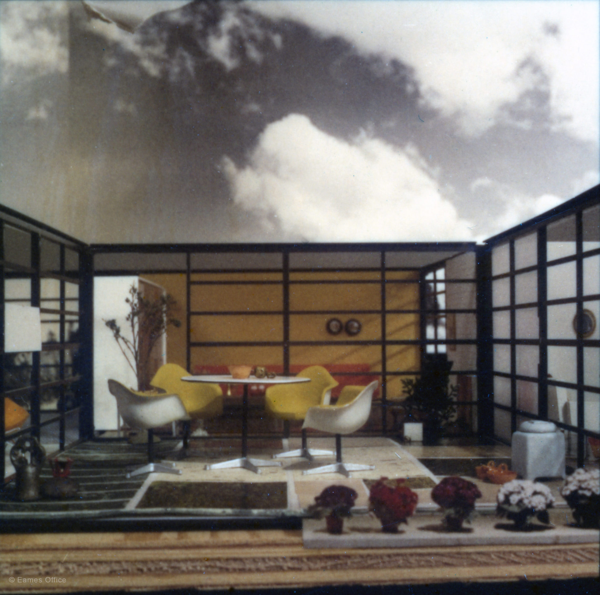 Revell Toy House - Eames Office