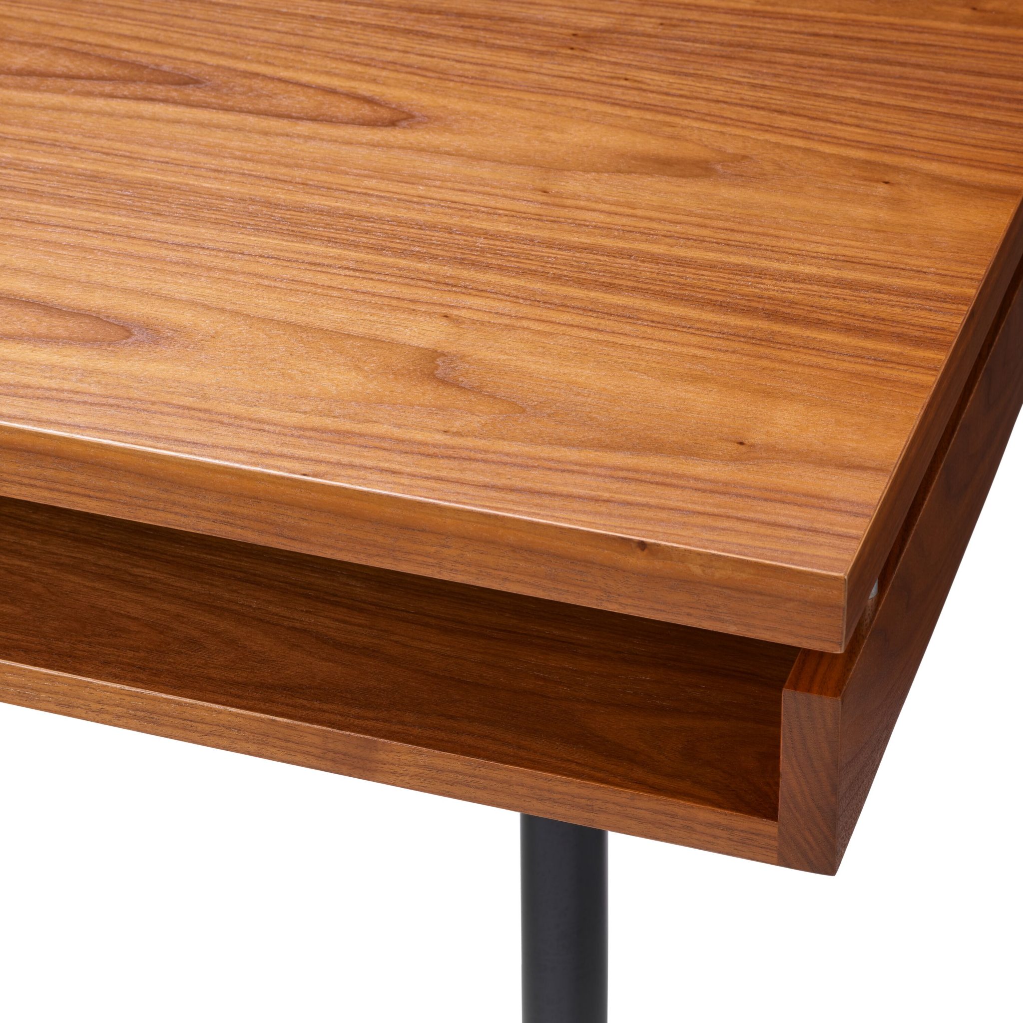 Eames 2500 Series Executive Desk - Eames Office